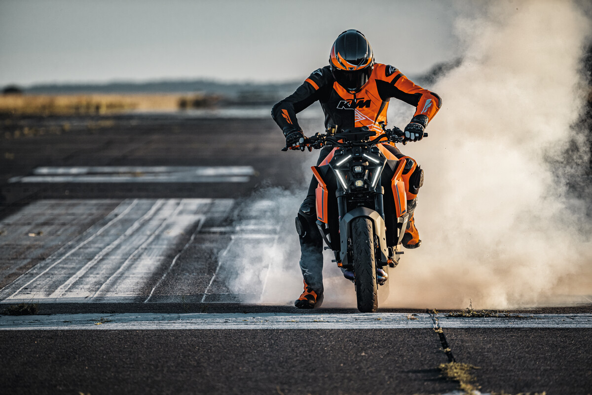 KTM 1390 Super Duke R y EVO: la bestia austriaca - Exclusivo Motos